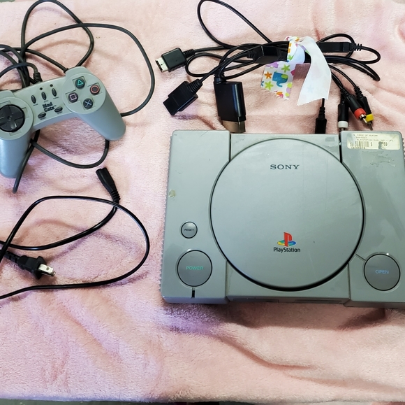 Sony | Games | Sony Playstation Ps1 Console With Cables A Controller ...